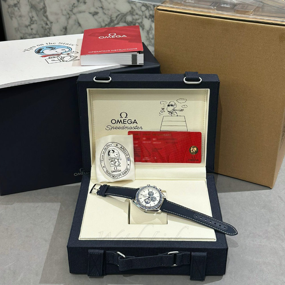 “50th Anniversary Snoopy” - Omega | Watch Link